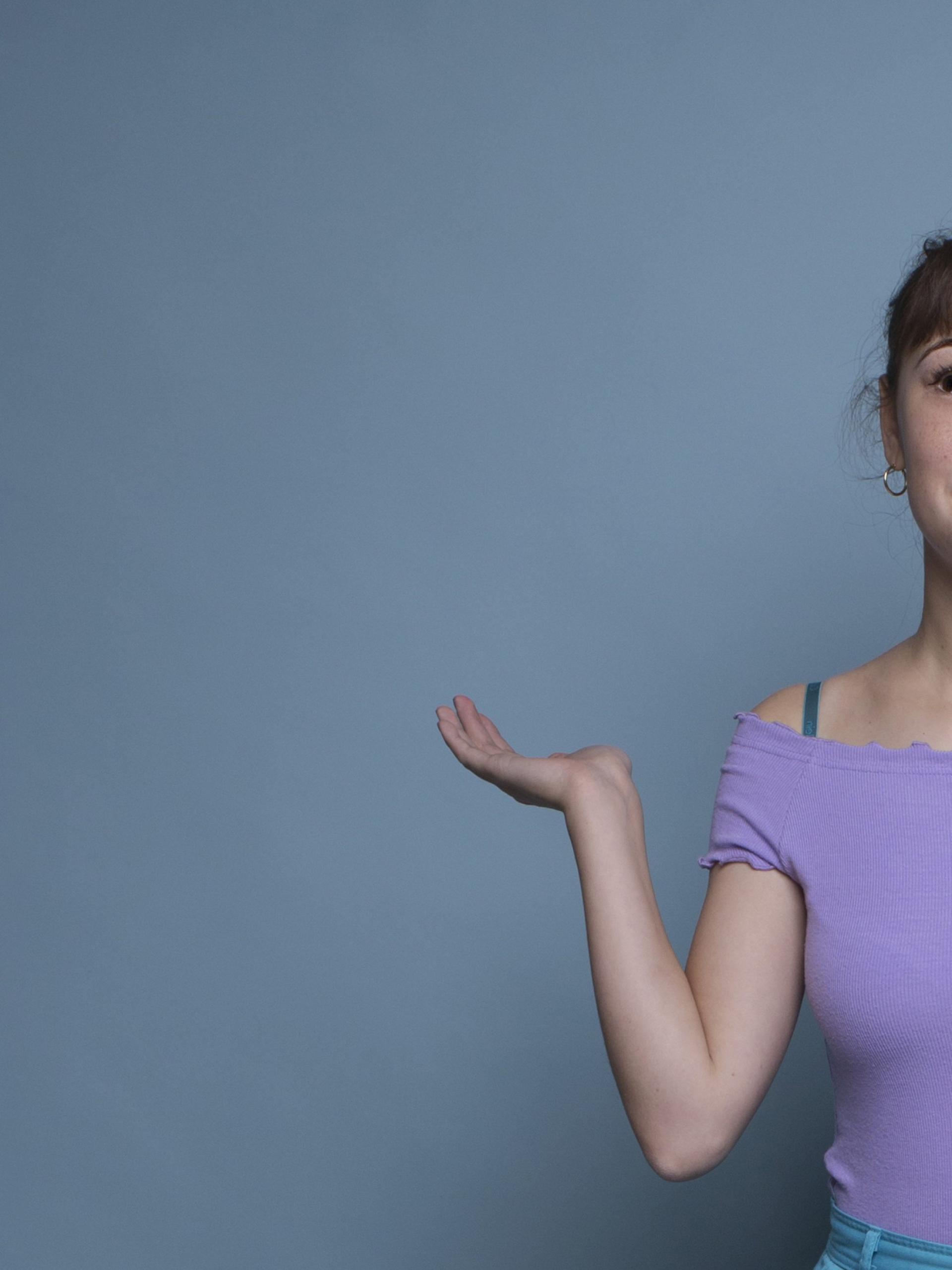 Book danske komiker Eva Jin her | All Things Live