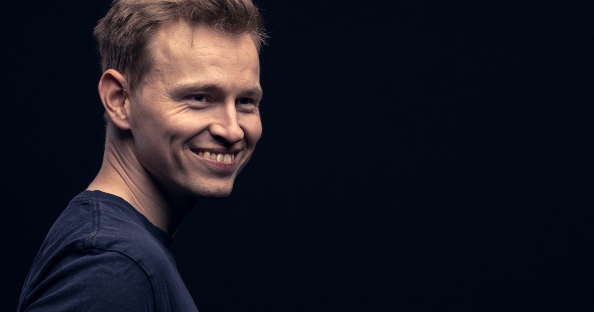 Book Per Sodemann her | All Things Live